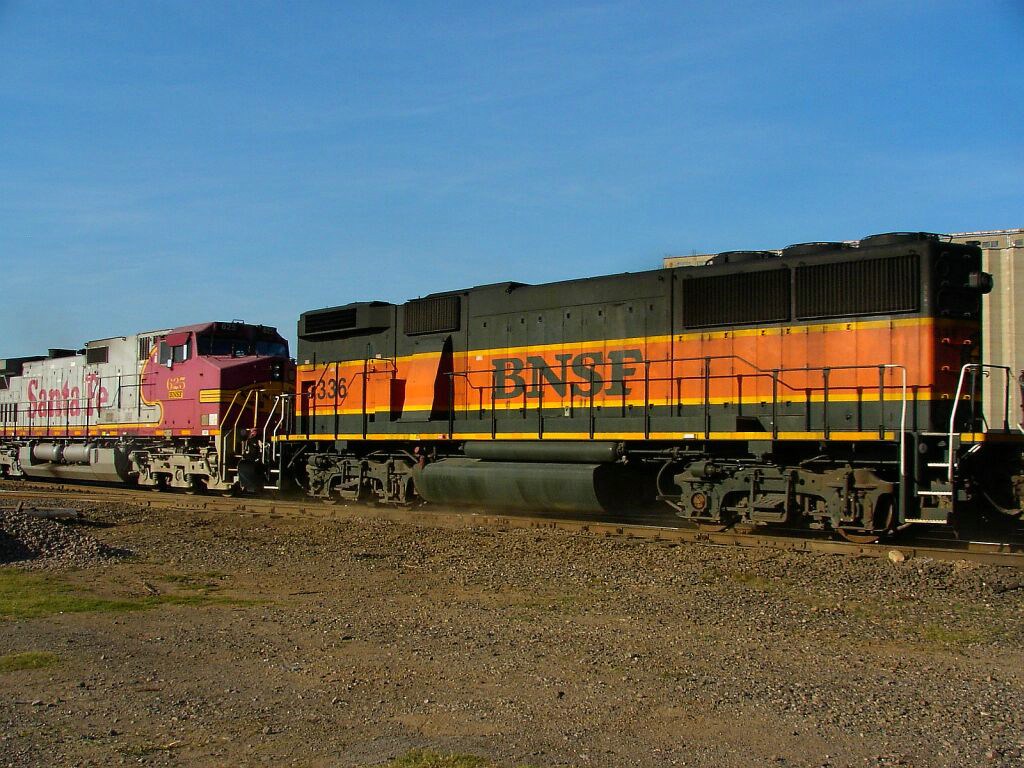 BNSF 336 & BNSF 625